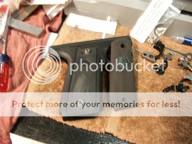 MK III 22/45 slip on grip | Rimfire Central Firearm Forum