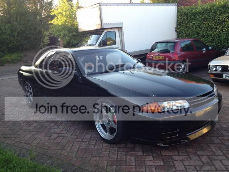 RB25 powered R32 Skyline, Regamasters, cage, 2-way, GTR, lots of ...