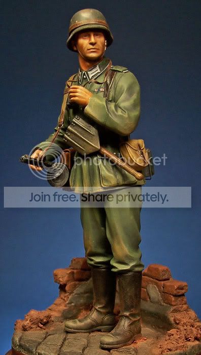 German Soldier | planetFigure | Miniatures